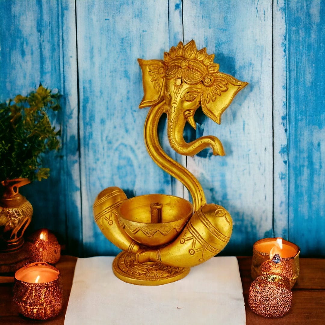 Brass Ganesh Idol Oil Diya - Golden - Tamas Pure Ayurveda